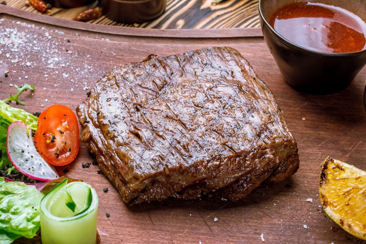 How To Cut Flank Steak? A Step-by-Step Guide!